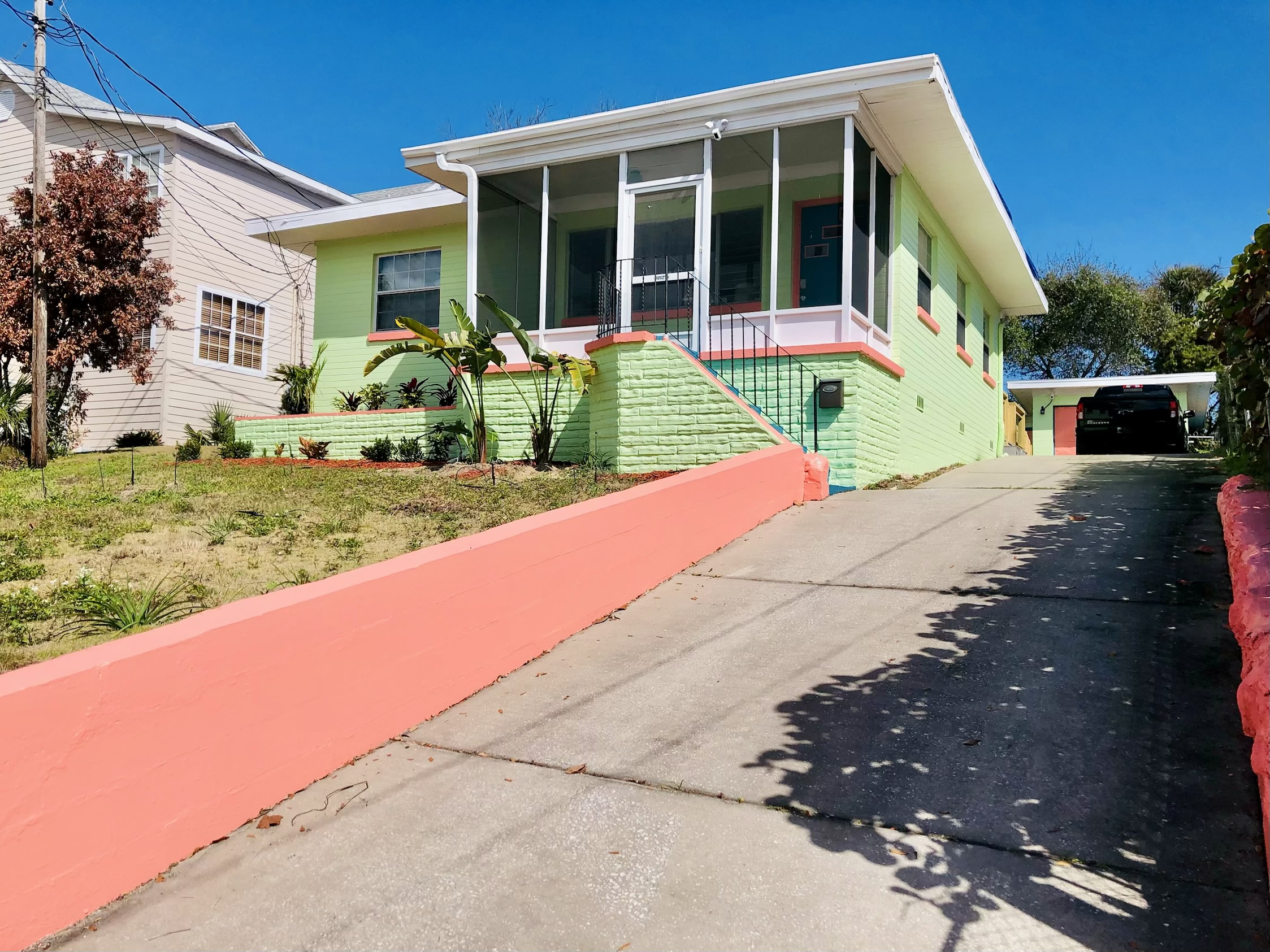 Pets Ok! Walk To Ocean Center & Beach! - Daytona Beach, FL