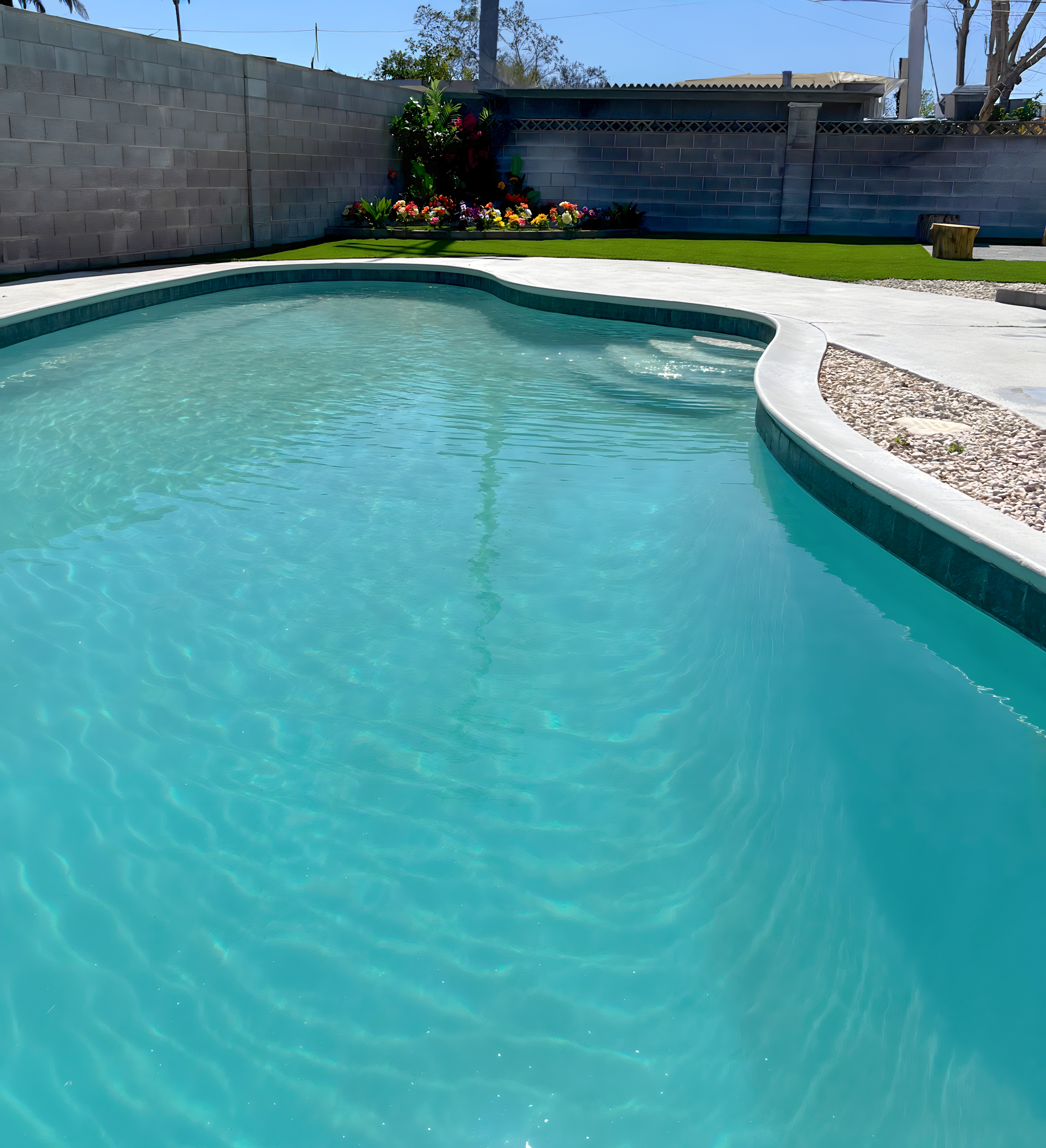 Cozy Home With Pooljacuzzi-central Location - Las Vegas, NV