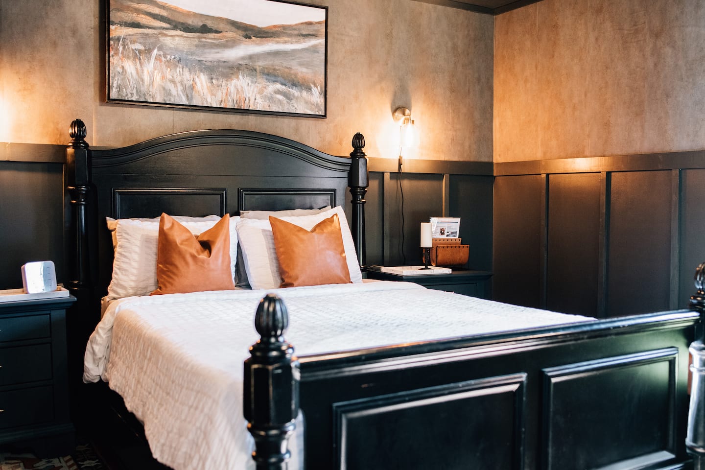 Moody Blues Studio | Perfect For Work Or Romance - Memphis, TN